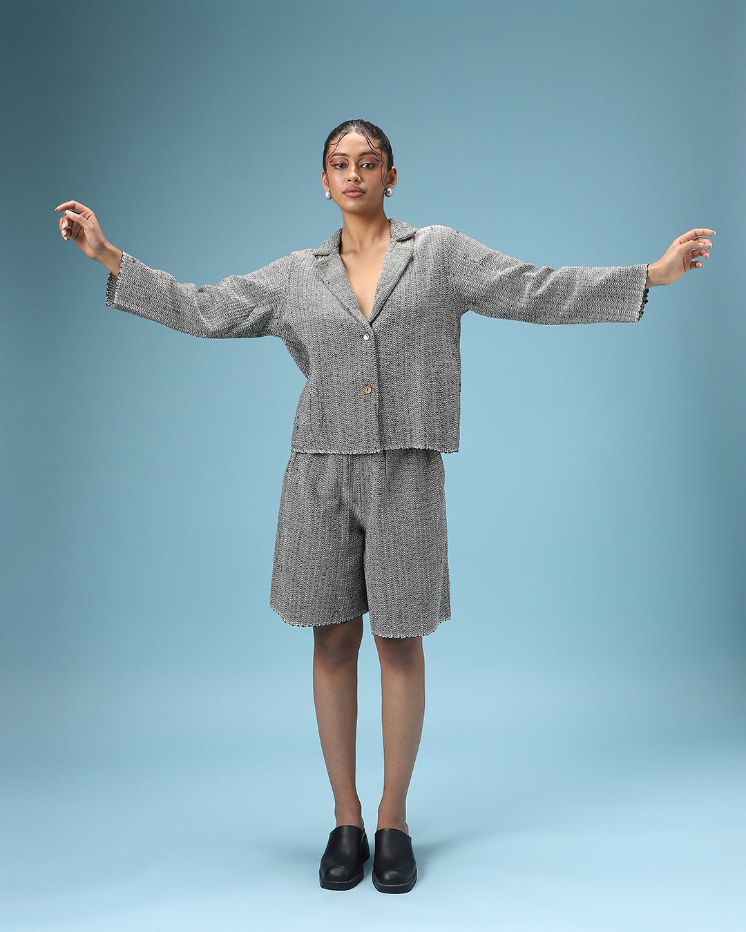 Untamed Structure - Grey Overlay